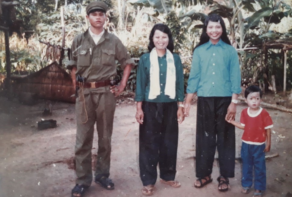 Anlong Veng Photo Collection – DOCUMENTATION CENTER OF CAMBODIA